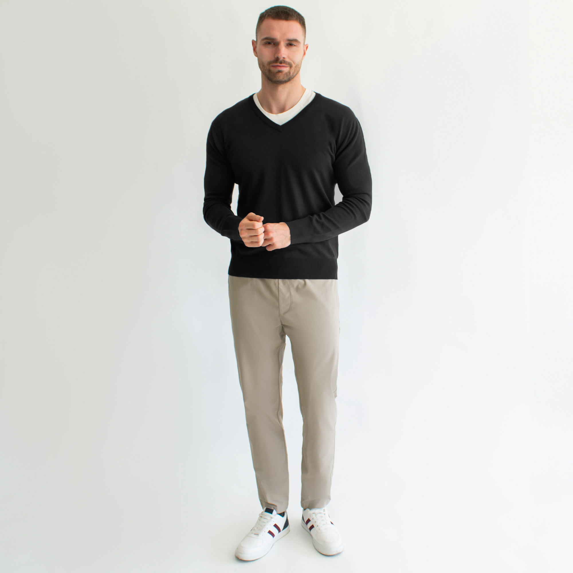 Suéter Generra cuello V para hombre